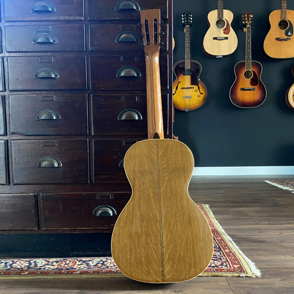 Victoria B&J Parlor 1910s - The Guitar Company